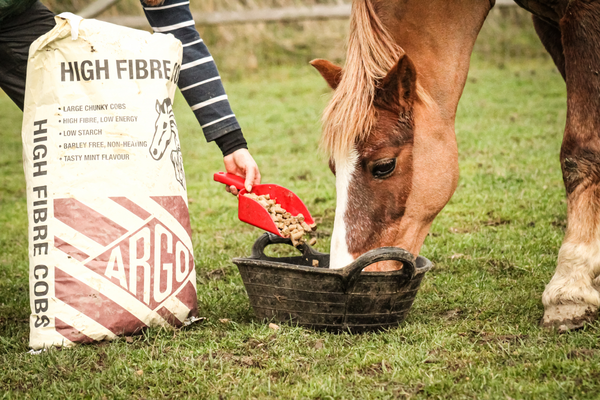 High Fibre Cobs – Argo Feeds